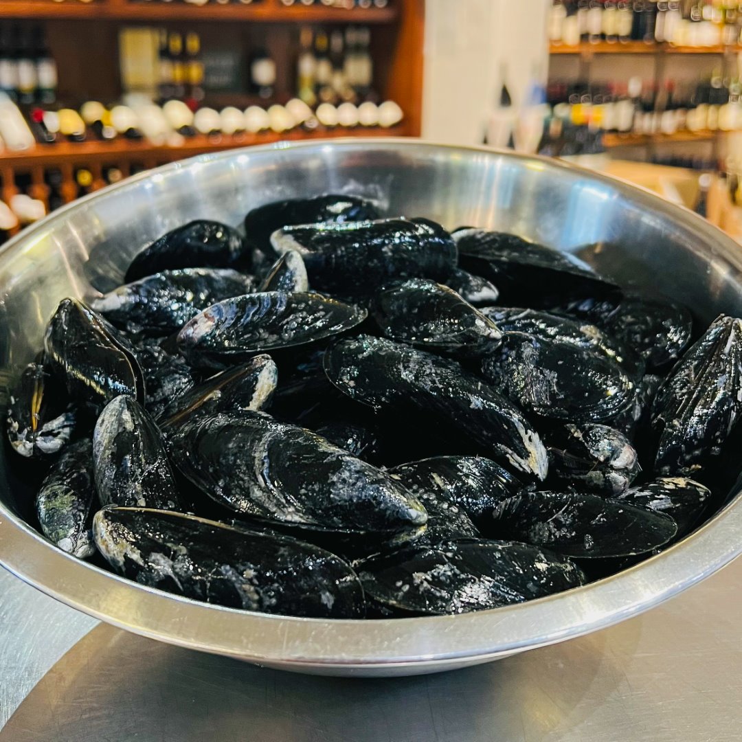 Seafood – Yellow Umbrella RVA